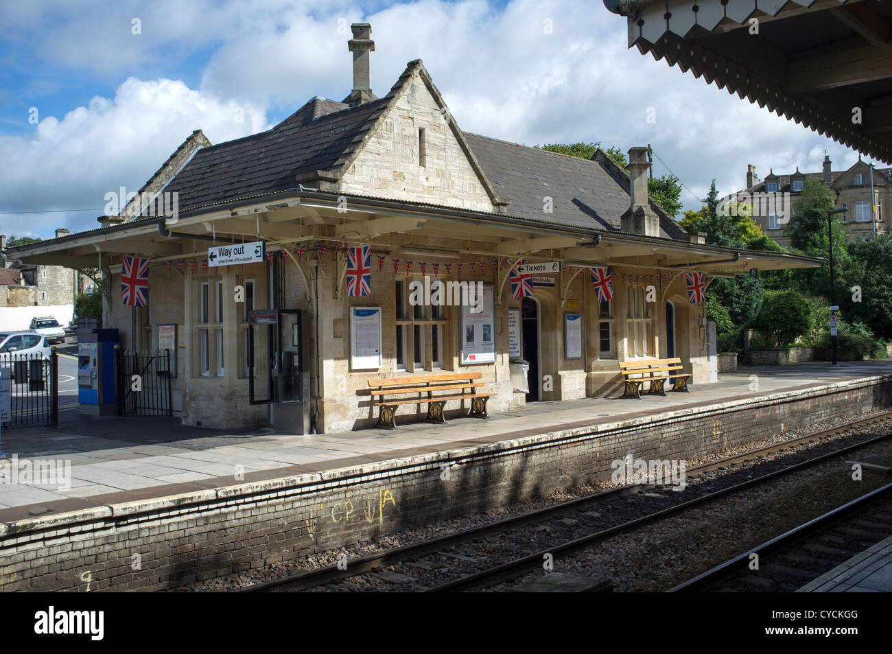 Bradford on avon train railway hi-res stock photography and images - Alamy