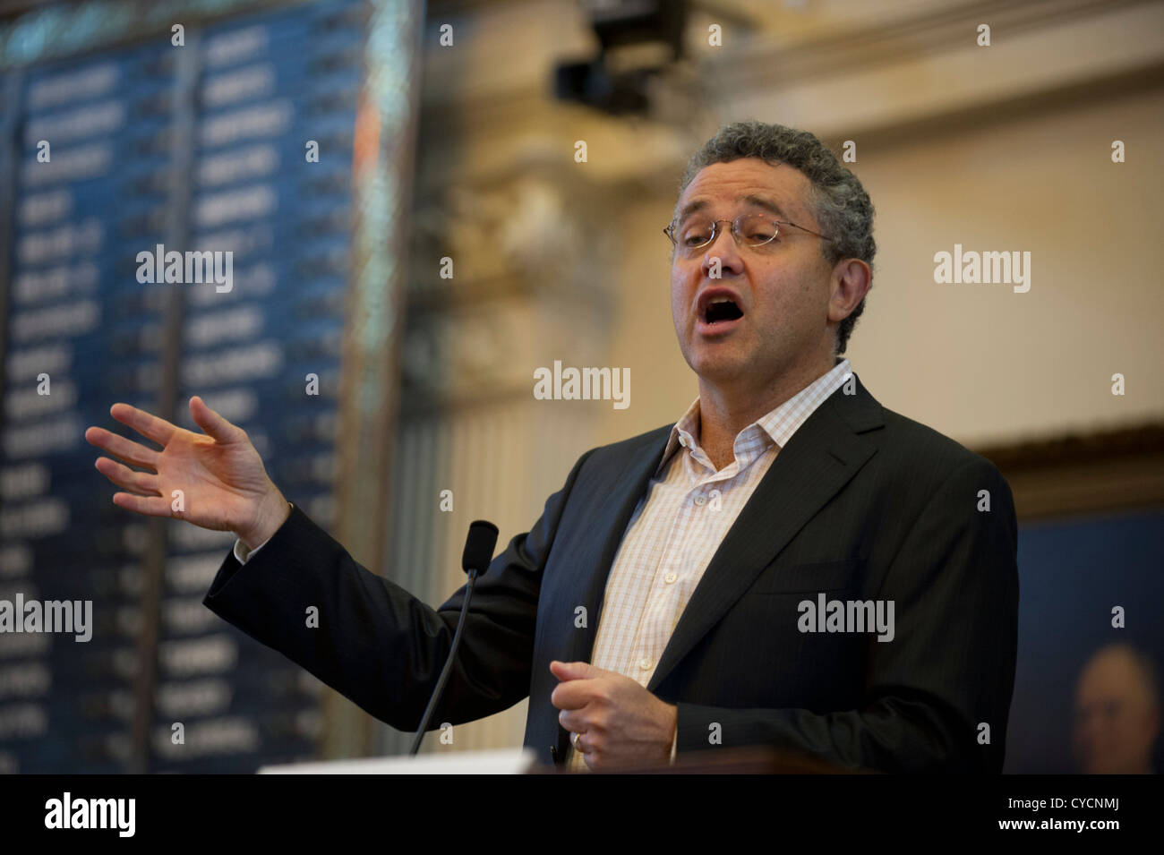 Legal analyst and CNN commentator Jeffrey Toobin speaks at the 2012 ...