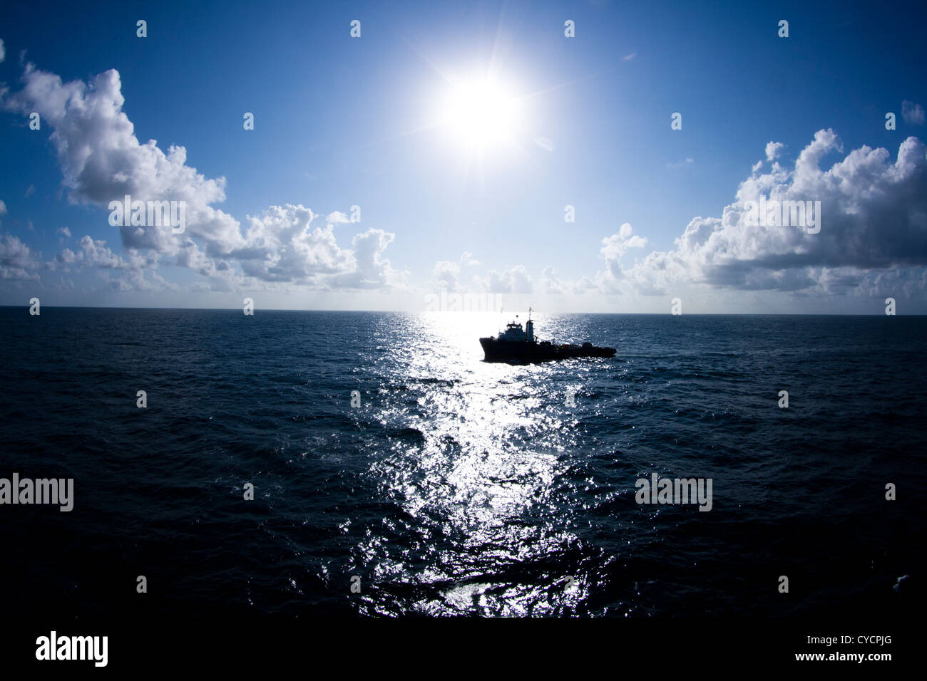 Offshore supply ship at sea hi-res stock photography and images - Alamy