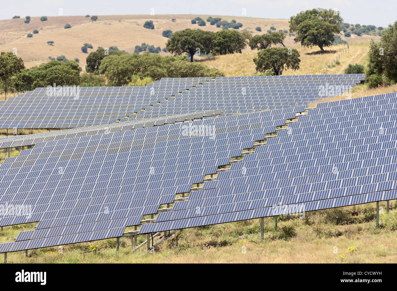 Solar tracker hi-res stock photography and images - Alamy