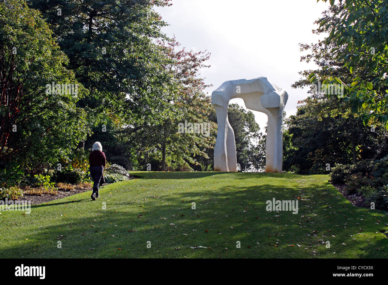THE REPLICA OF THE HENRY MOORE SCULPTURE THE ARCH AT RHS WISLEY. SURREY ...