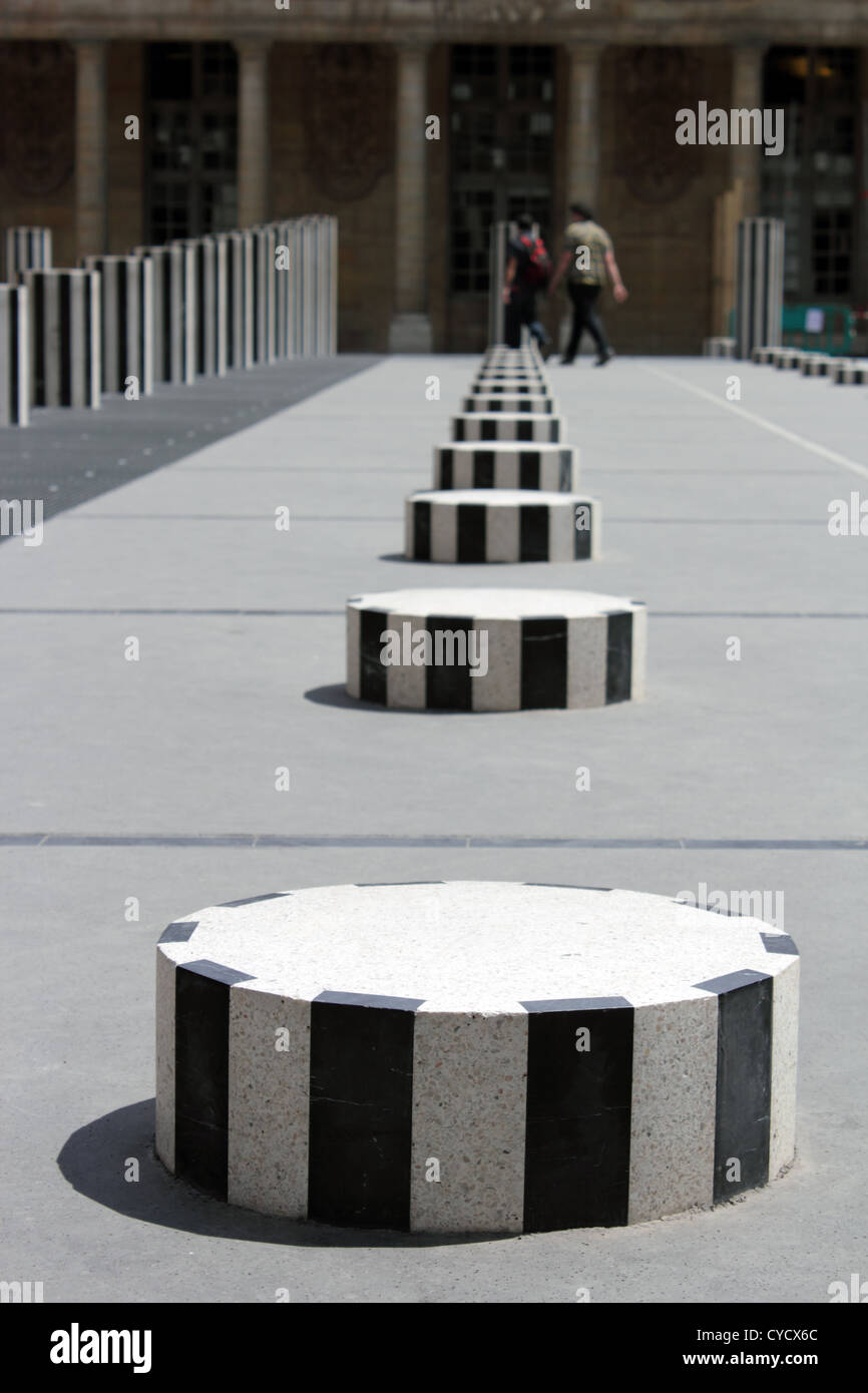 'Les Colonnes de Buren' ('Les Deux Plateaux'), art installation by ...