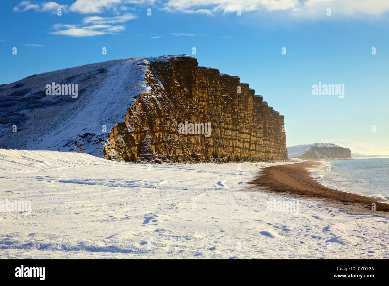 Snowfall on the Jurassic Coast in December 2010. East Cliff, West Bay ...