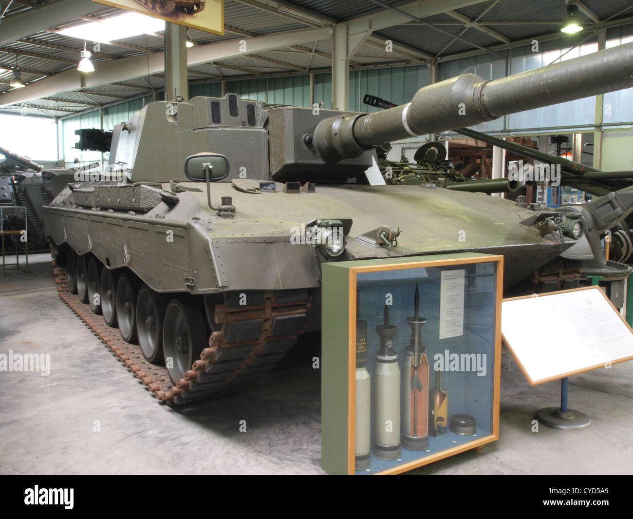 Leopard ii hi-res stock photography and images - Alamy