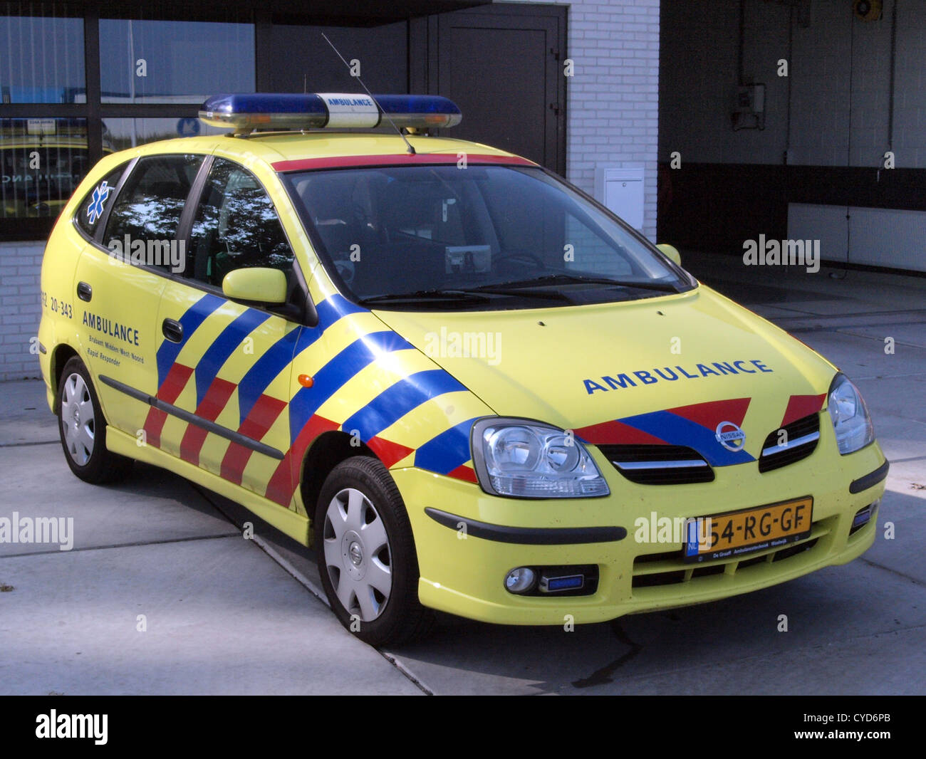 Ambulances ambulance medical medic emergency vehicles Stock Photo - Alamy