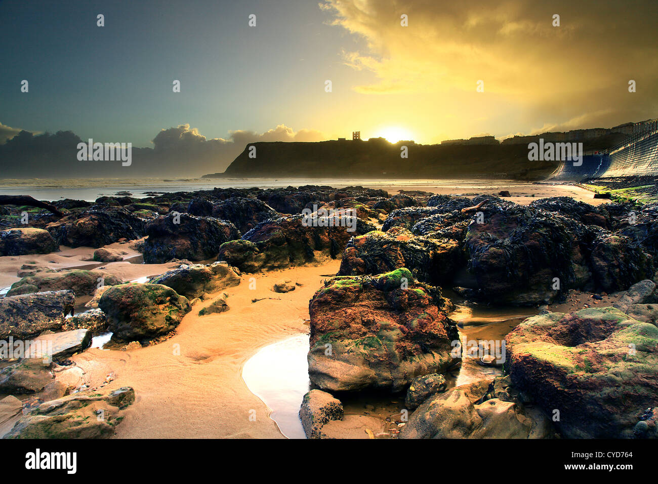 Scarborough castle hi-res stock photography and images - Alamy