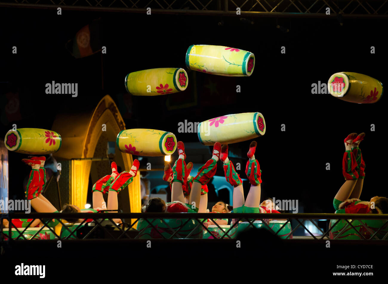 Asian acrobatic dance,dubai shopping festival Stock Photo - Alamy