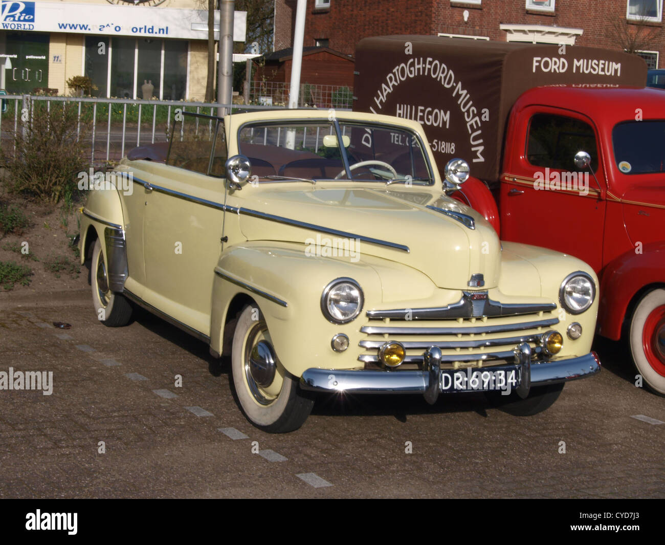 Ford v8 trucks hi-res stock photography and images - Alamy