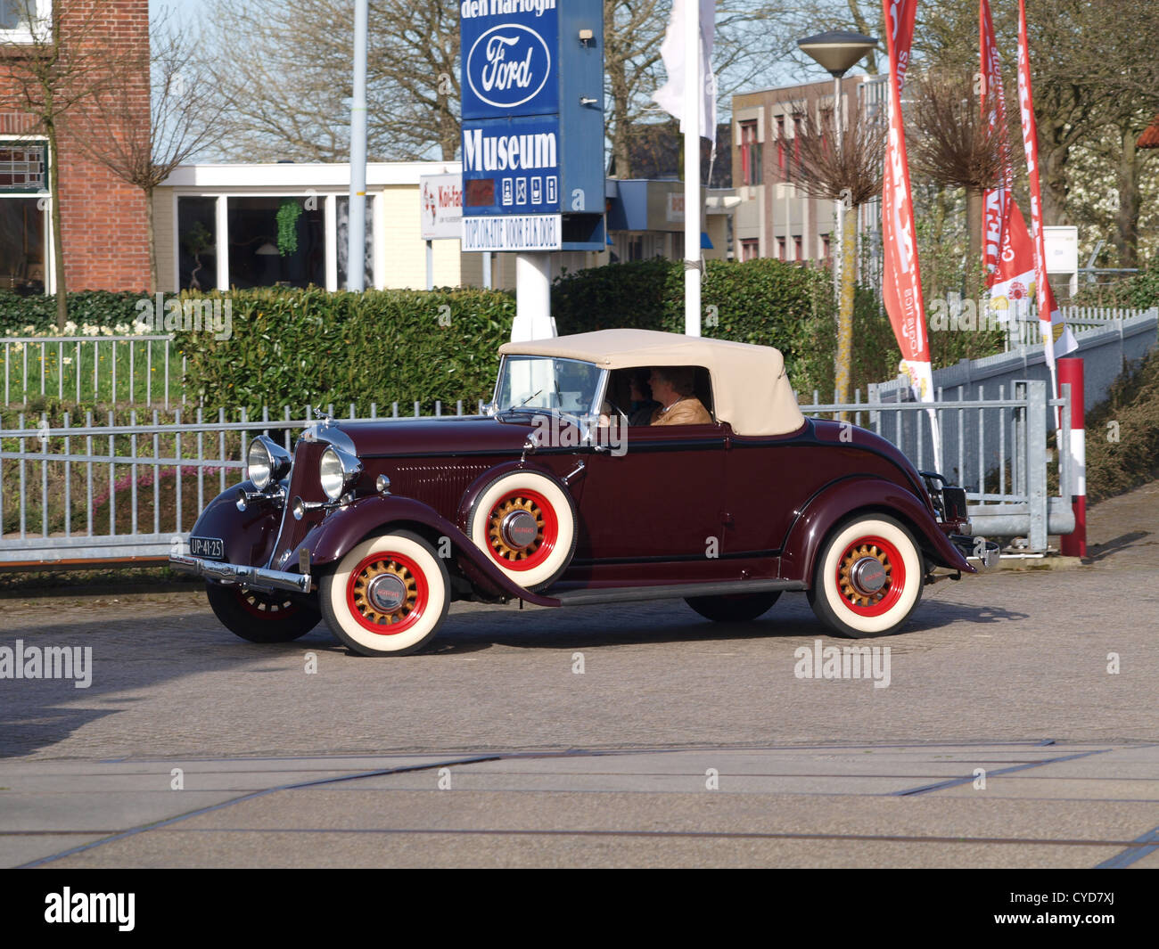 Convertible truck hi-res stock photography and images - Alamy