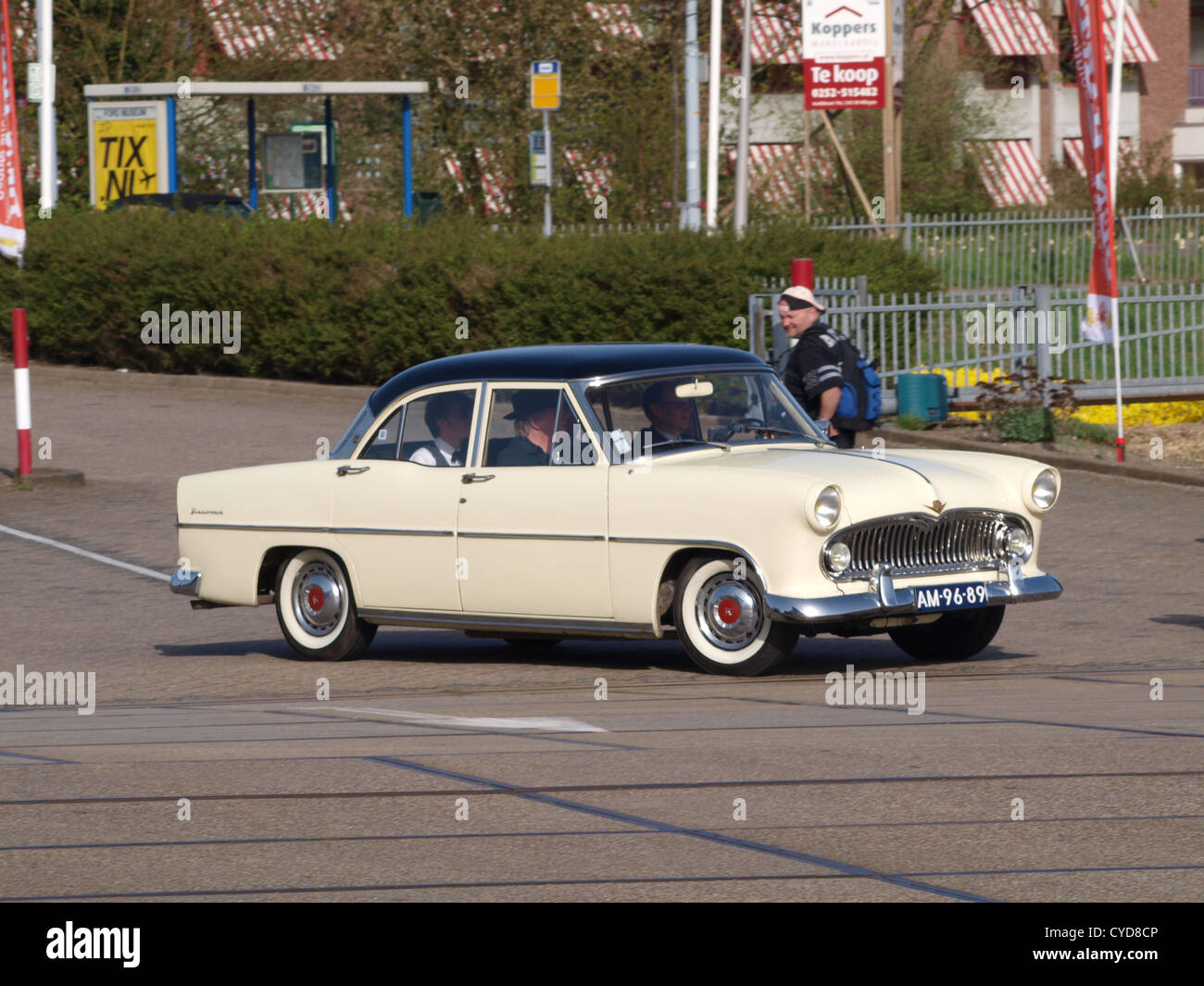 Oldtimer simca hi-res stock photography and images - Alamy