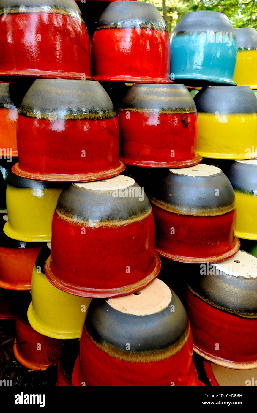 Ceramics factory hi-res stock photography and images - Alamy