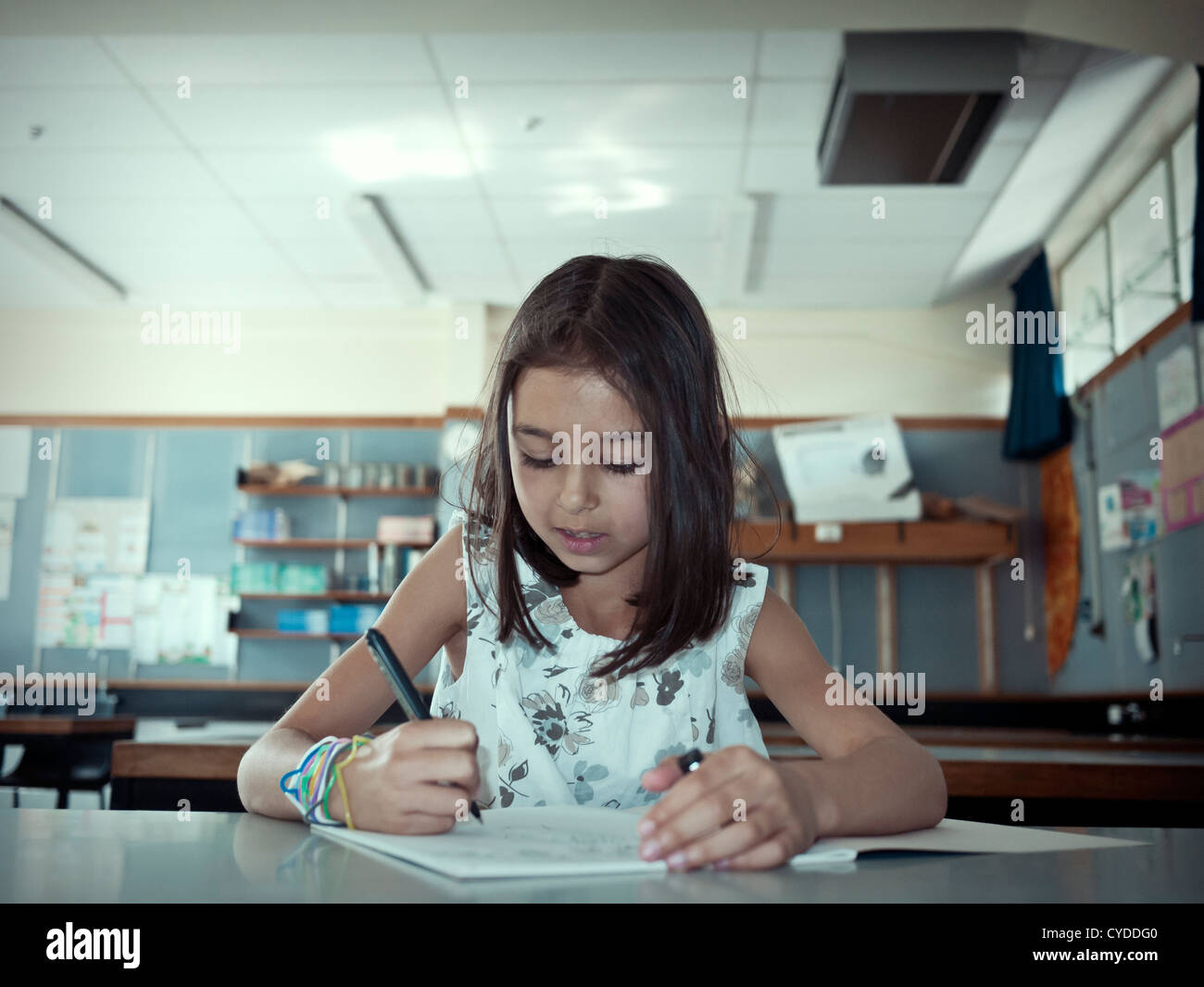 School laboratory hi-res stock photography and images - Alamy