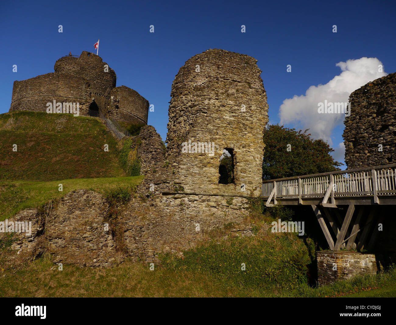 Launceston castle hi-res stock photography and images - Alamy