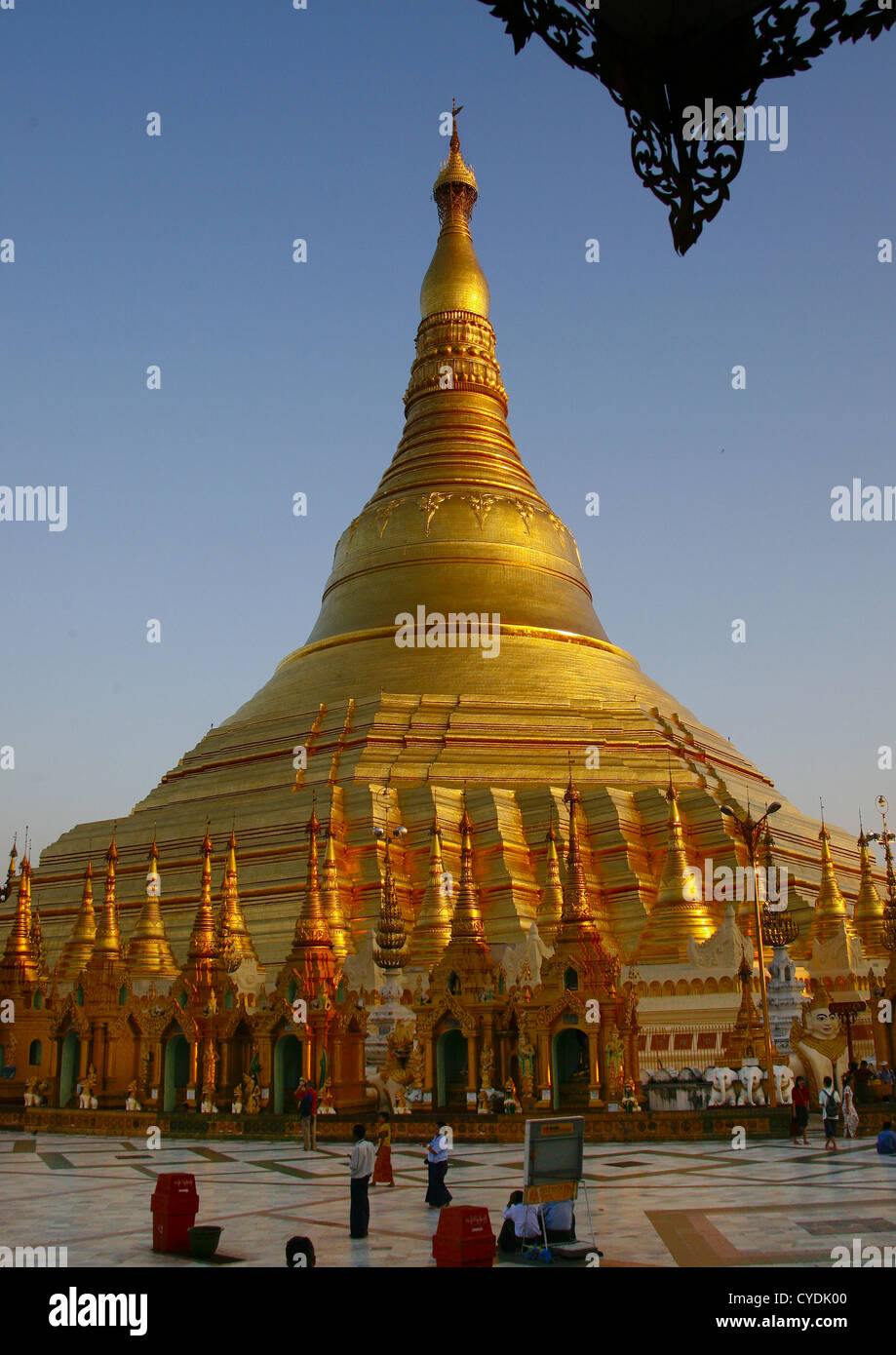 Shwedagon Pagoda, Rangoon, Myanmar Stock Photo - Alamy