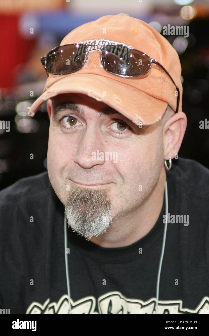 Robert nub collard in attendance hi-res stock photography and images ...