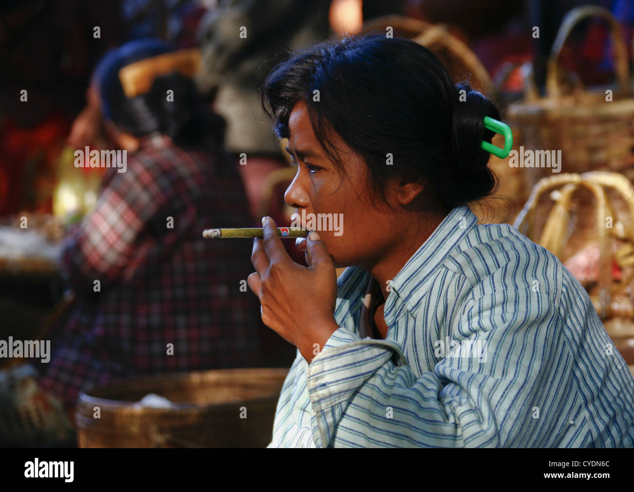 Smoking Woman In Bagan, Myanmar Stock Photo - Alamy