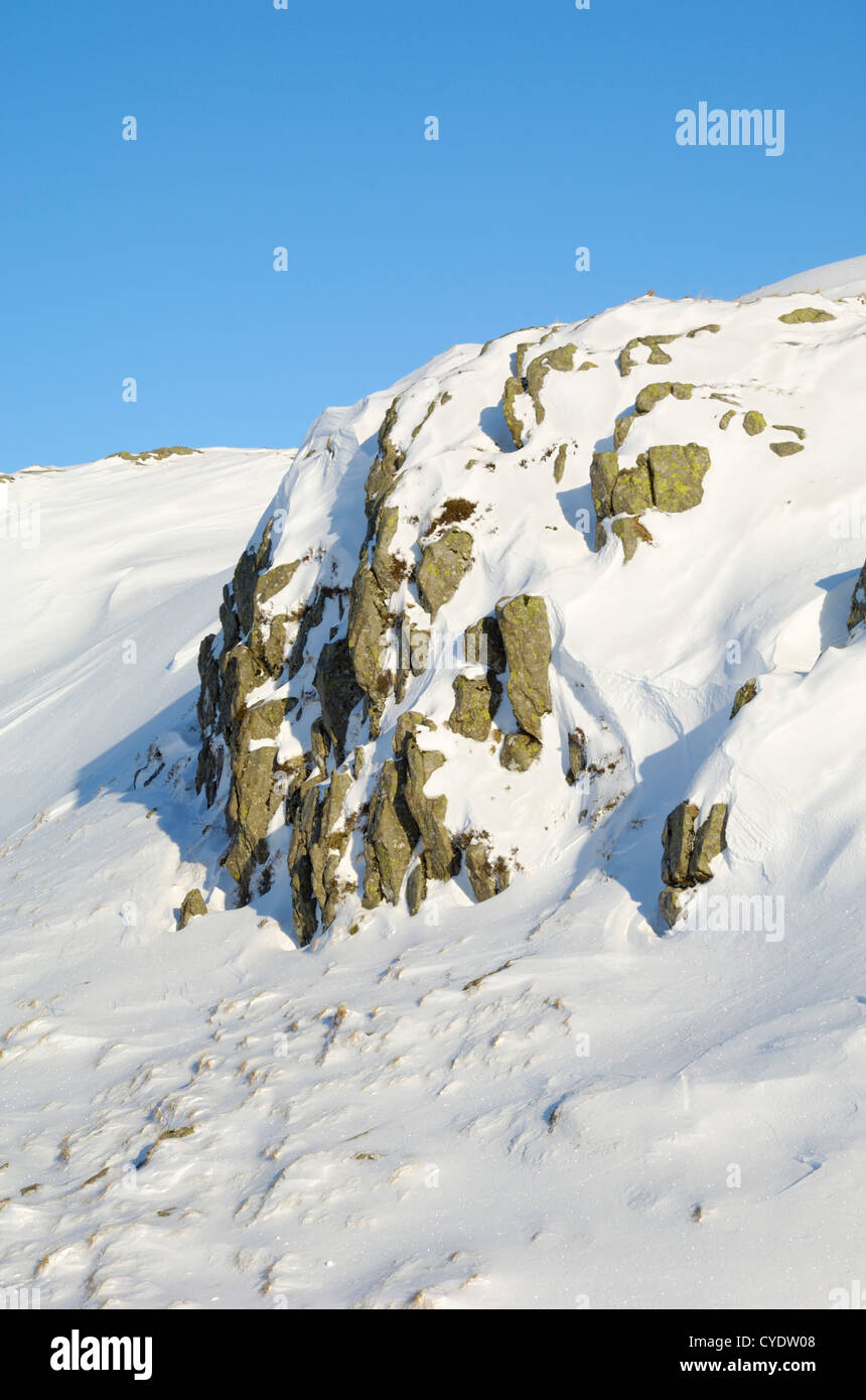 Hills in winter hi-res stock photography and images - Alamy