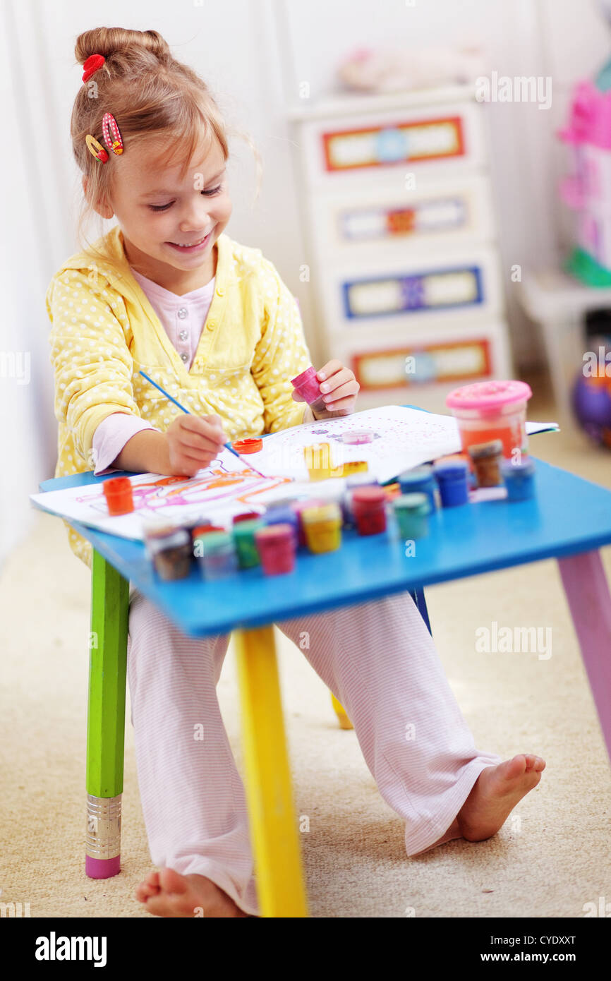 Child art activity hi-res stock photography and images - Alamy