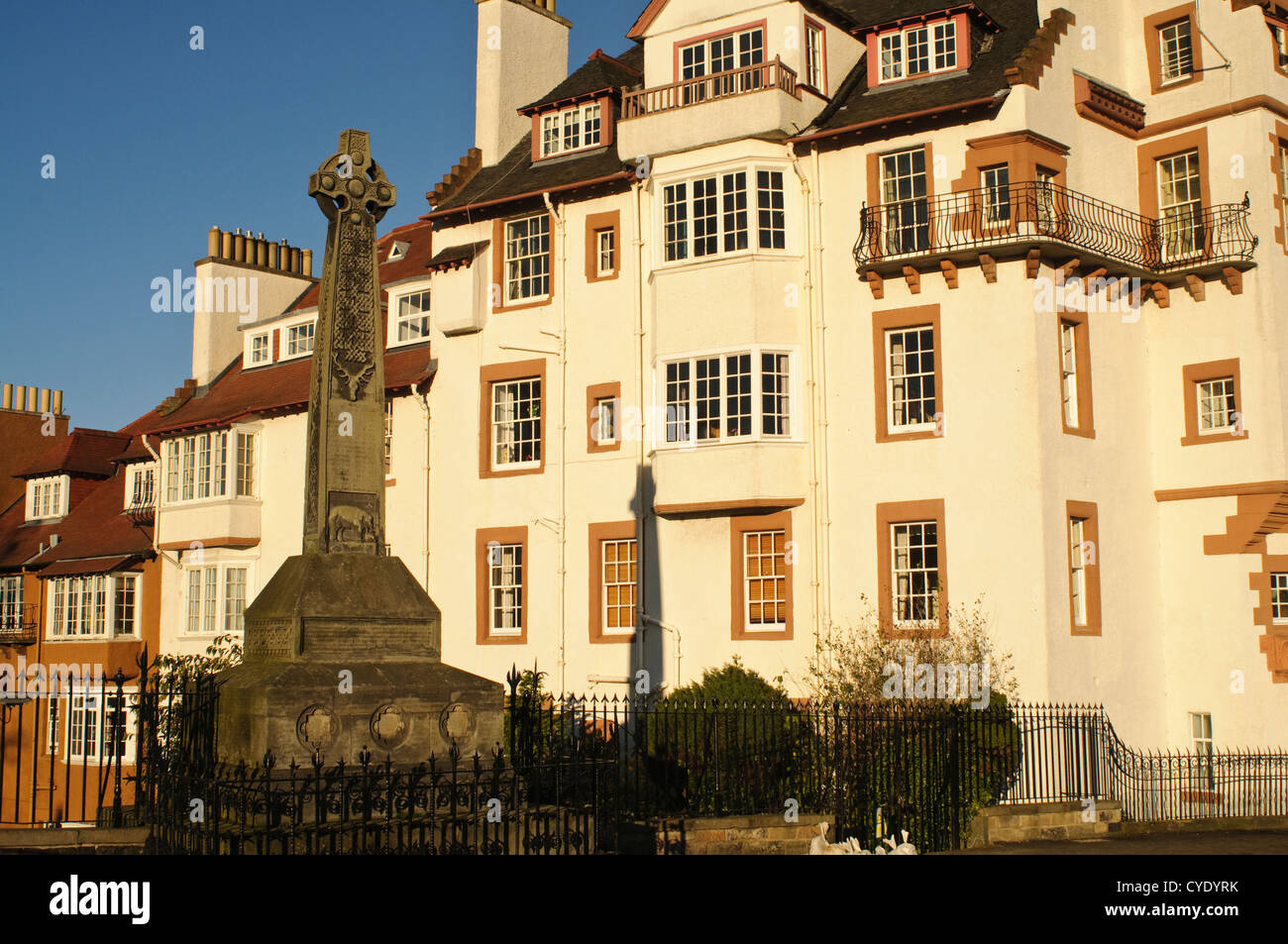 Ramsay garden and esplanade hi-res stock photography and images - Alamy