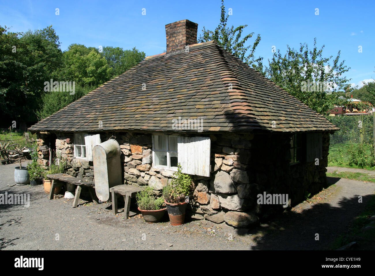 Squatters Cottage Blists Hill Victorian Town Ironbridge Shropshire ...