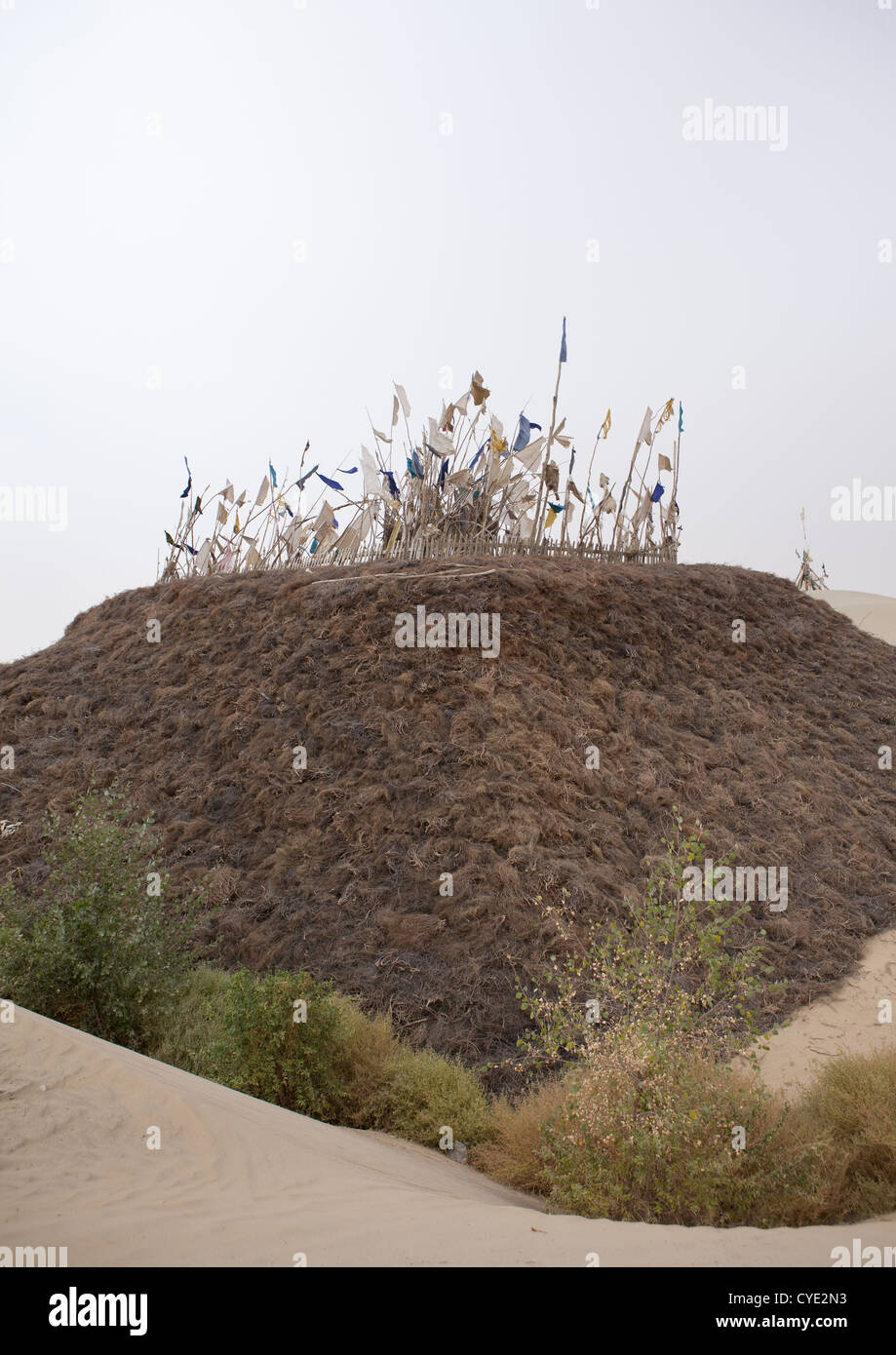 Imam Asim Tomb In The Taklamakan Desert, Xinjiang Uyghur Autonomous ...