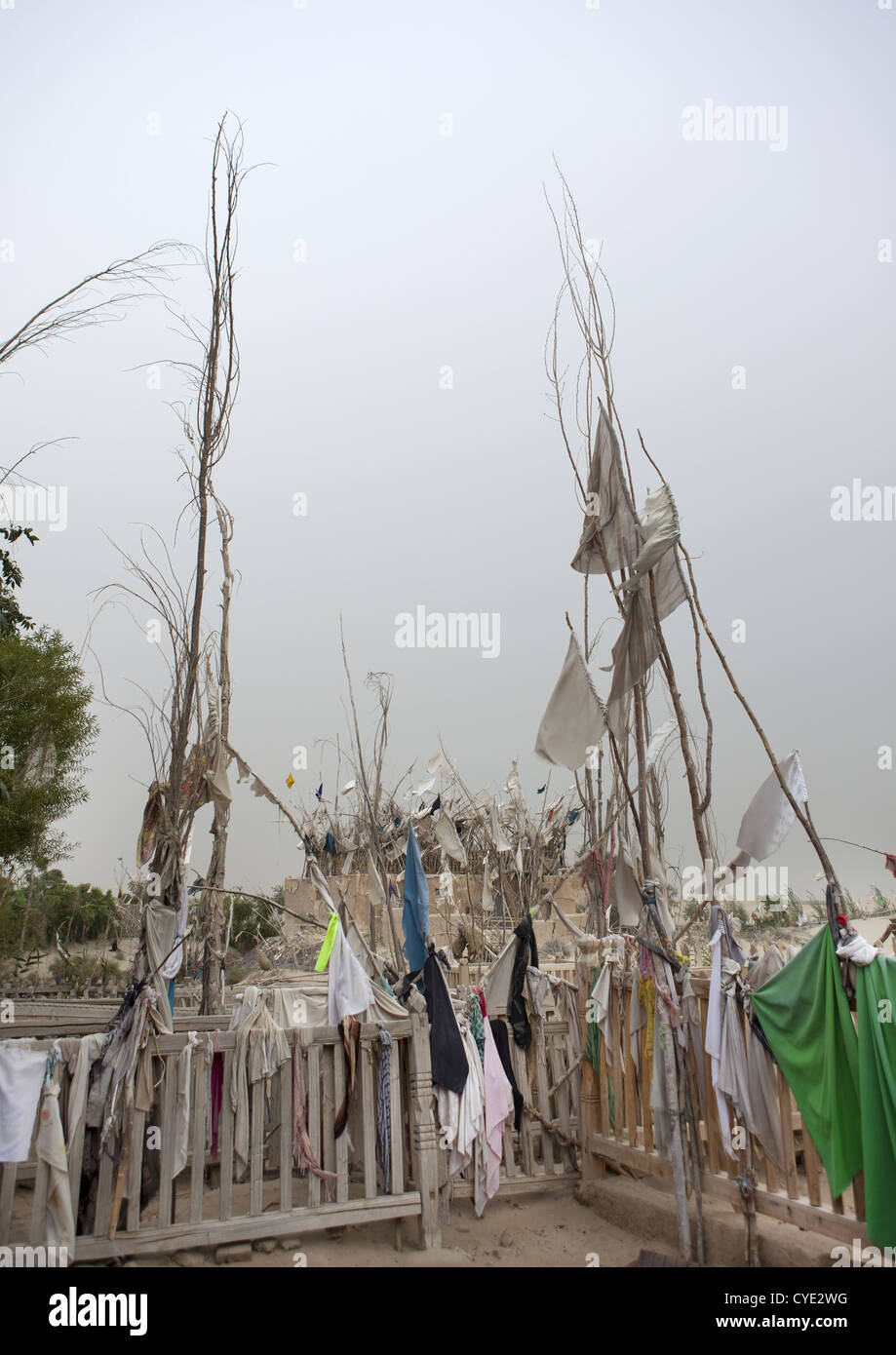 Imam asim tomb hi-res stock photography and images - Alamy