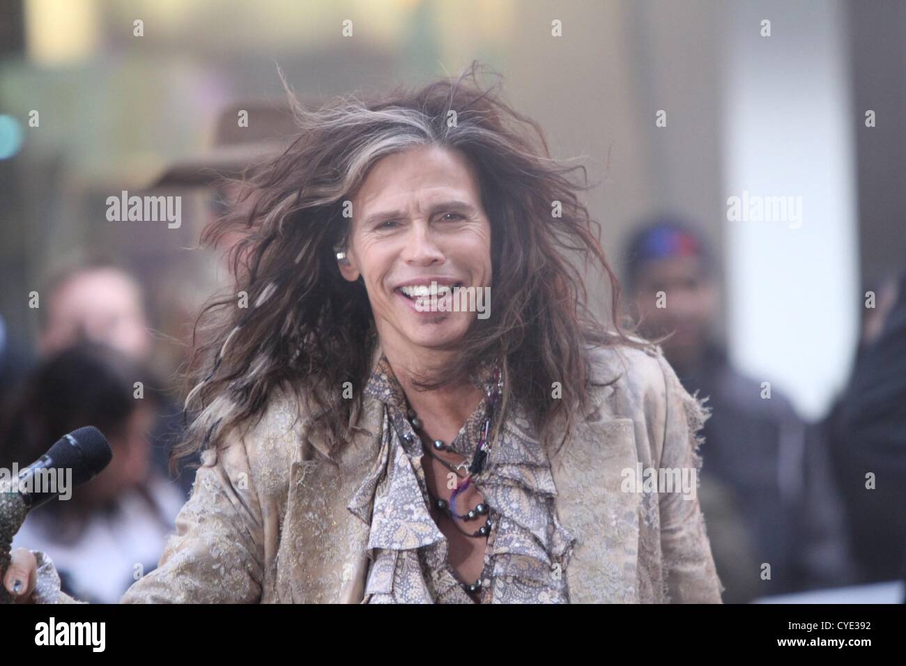 New York, USA. 2nd November 2012. Steven Tyler at talk show appearance ...