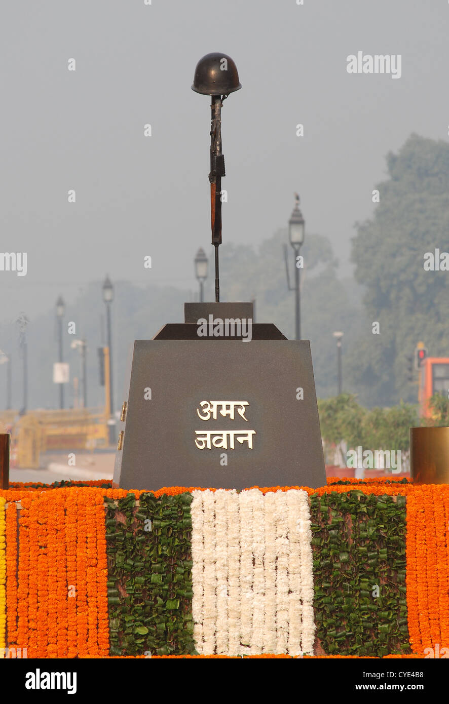amar javan jyoti; a tribute to unknown soldier who died in world war ...