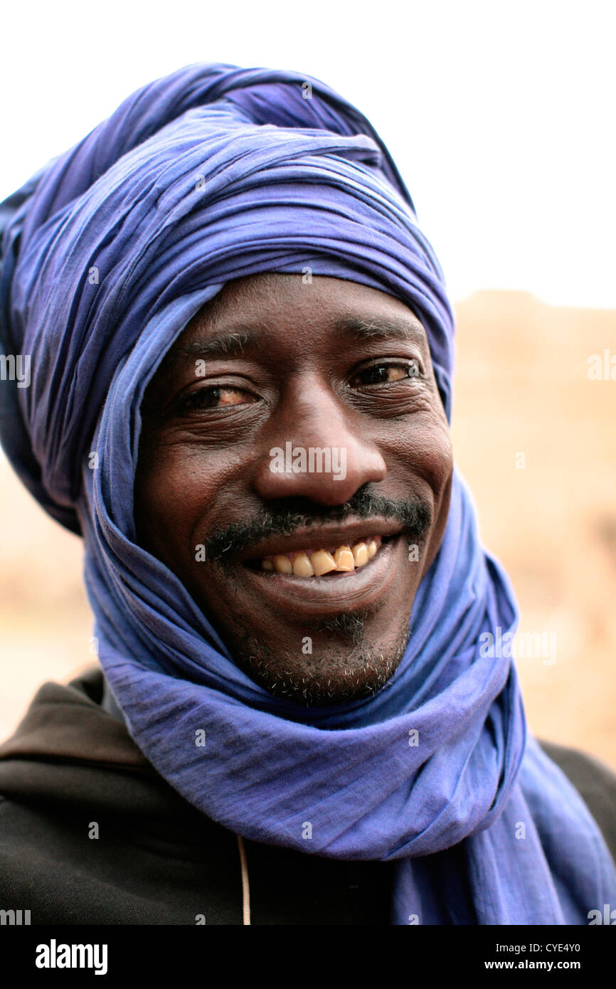 Tuareg guide hi-res stock photography and images - Alamy