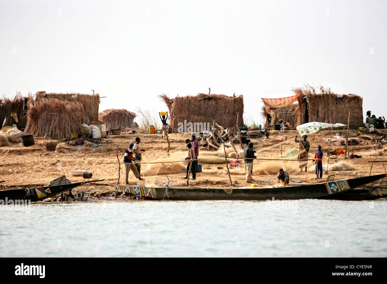 Village niger river hi-res stock photography and images - Alamy