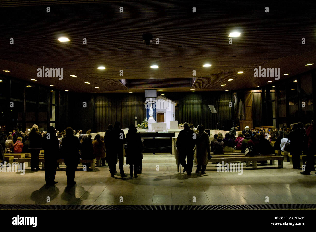 Fatima portugal night hi-res stock photography and images - Alamy