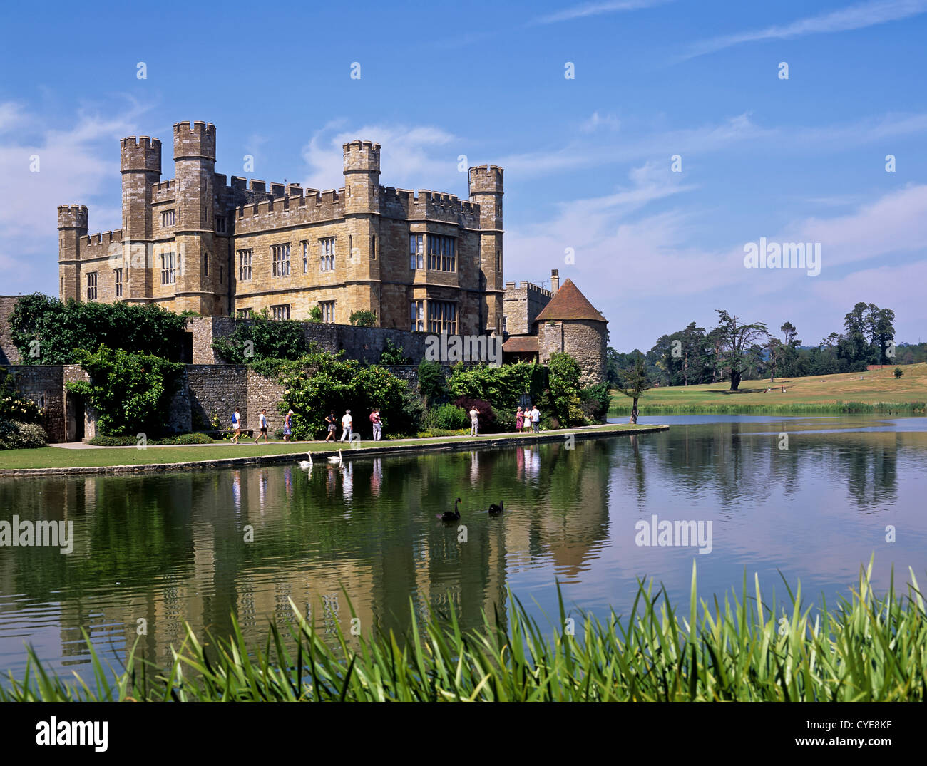 8355. Leeds Castle, Kent, England, Europe Stock Photo - Alamy