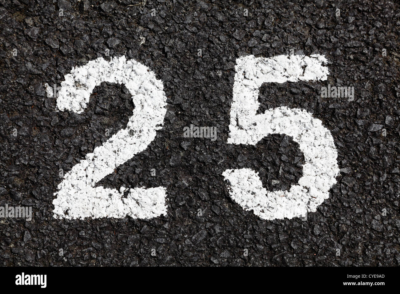 Number numeral 25 twenty five hi-res stock photography and images - Alamy