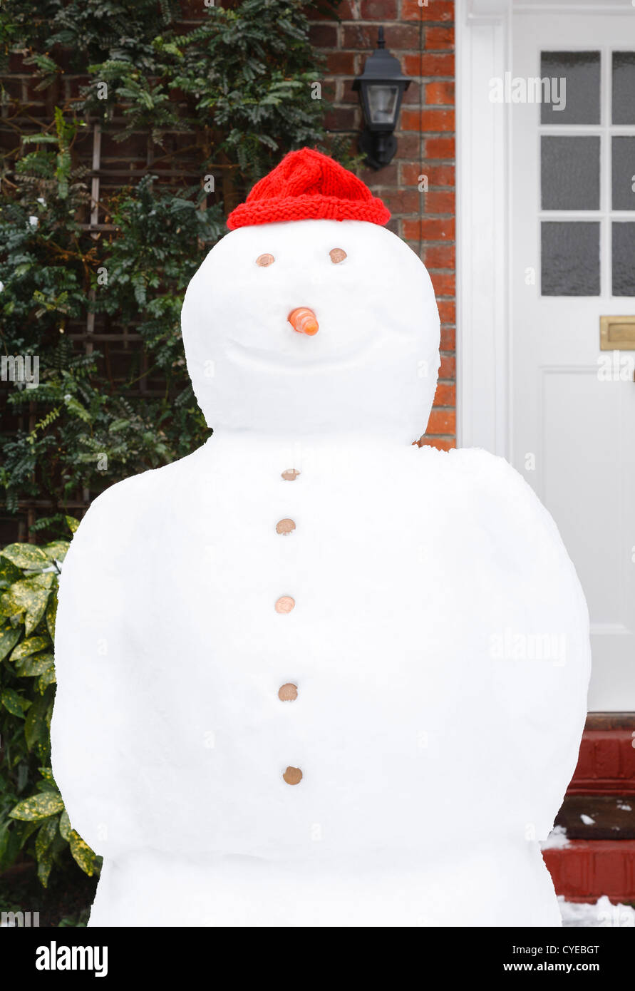 Real snowman hi-res stock photography and images - Alamy