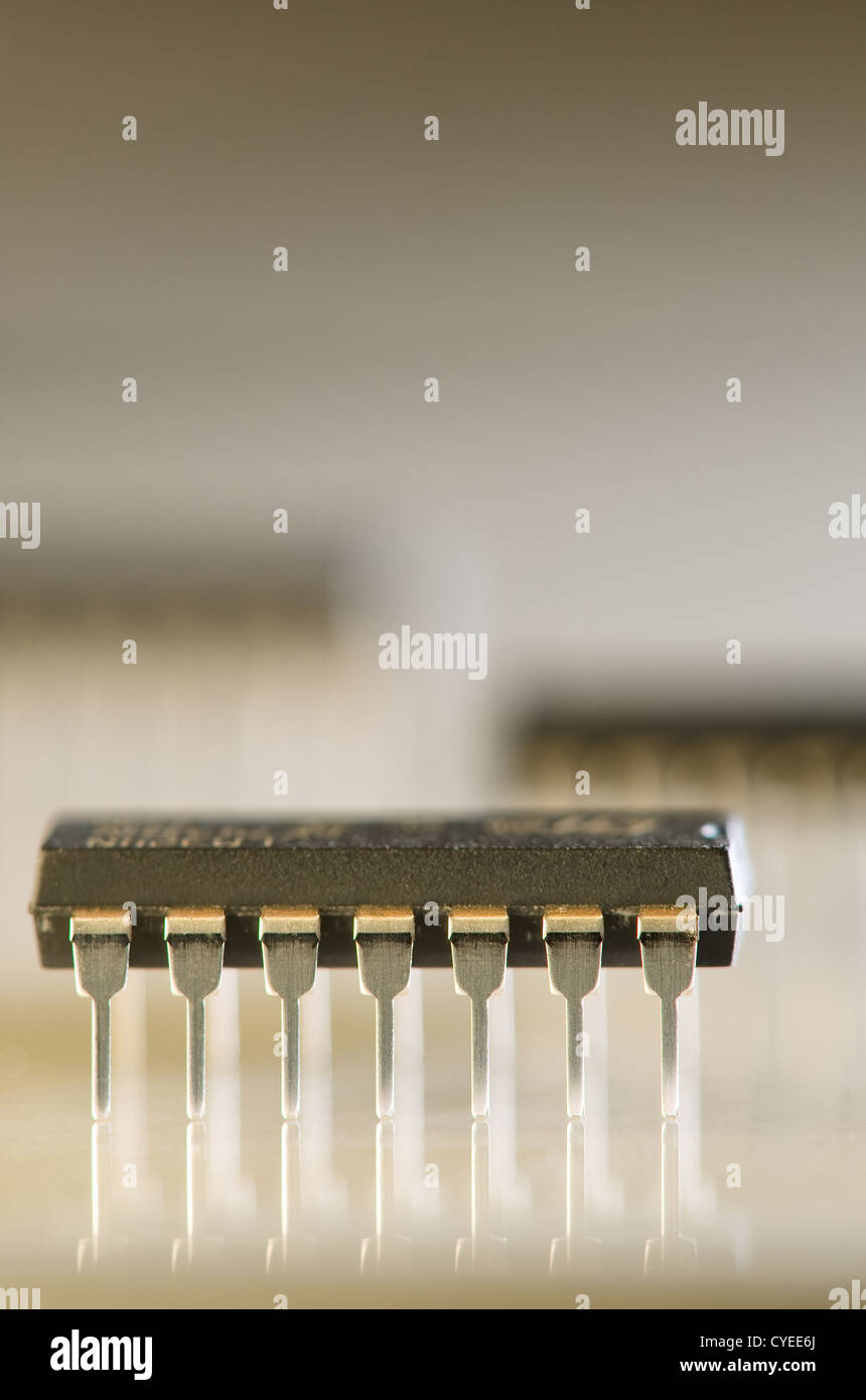 Microcircuit hi-res stock photography and images - Alamy