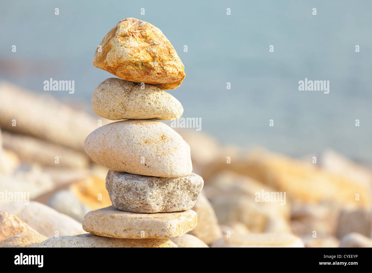 Rocks in balance Stock Photo - Alamy