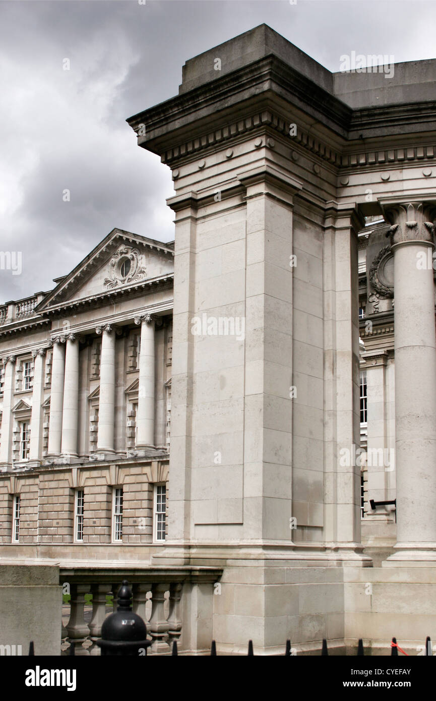 Neoclassical City Hall in Belfast Stock Photo - Alamy