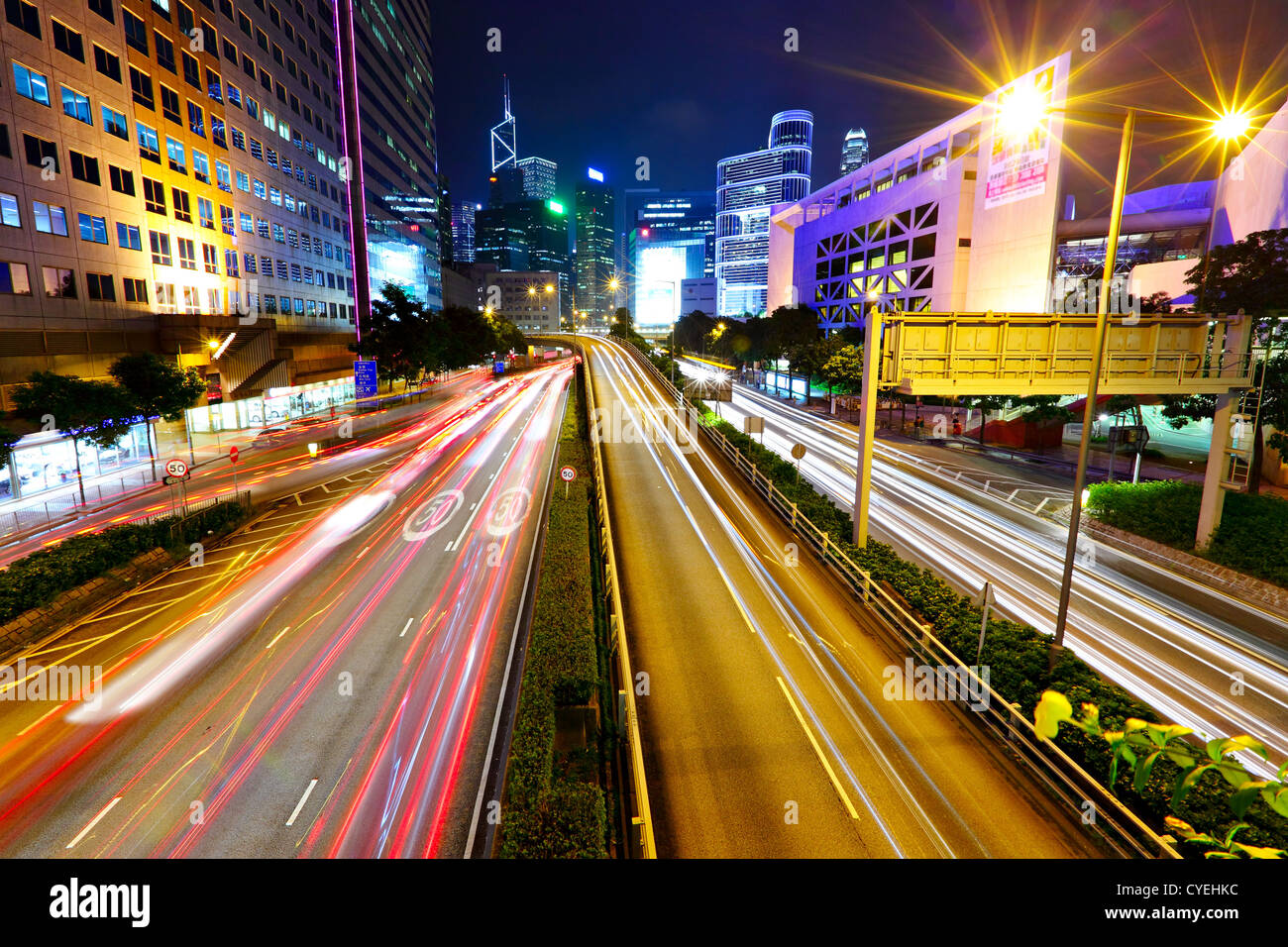 traffic in city at night Stock Photo - Alamy