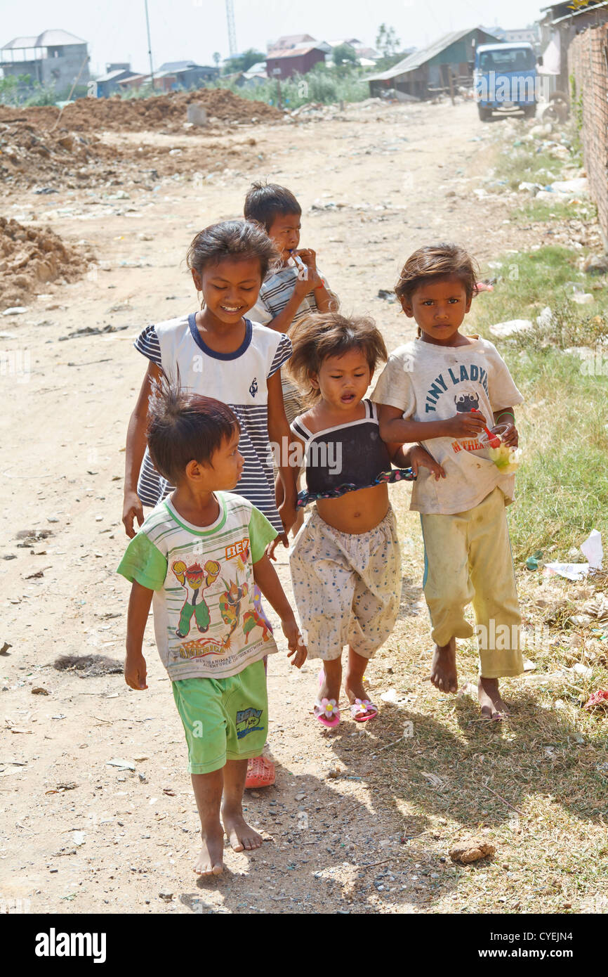 Children near the former Dump Site of Stung Meanchey in Phnom Penh ...