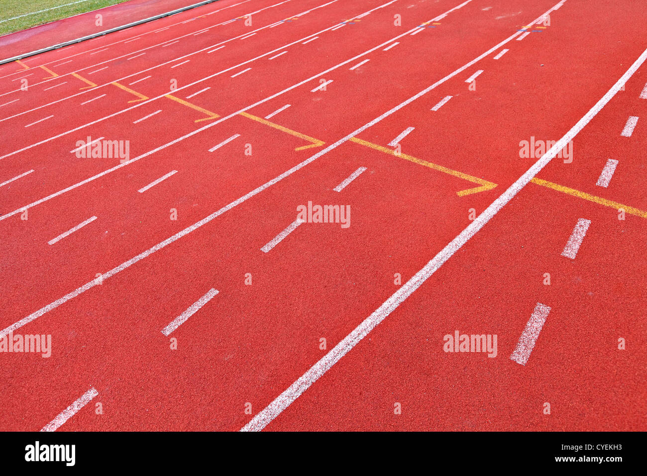 Running track on stadium hi-res stock photography and images - Alamy