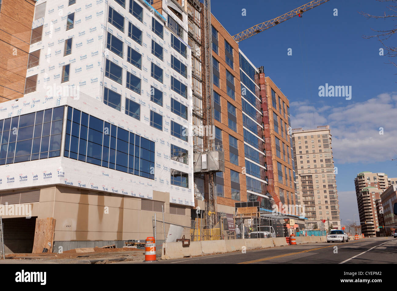 Urban mid-rise condominiums under construction Stock Photo - Alamy