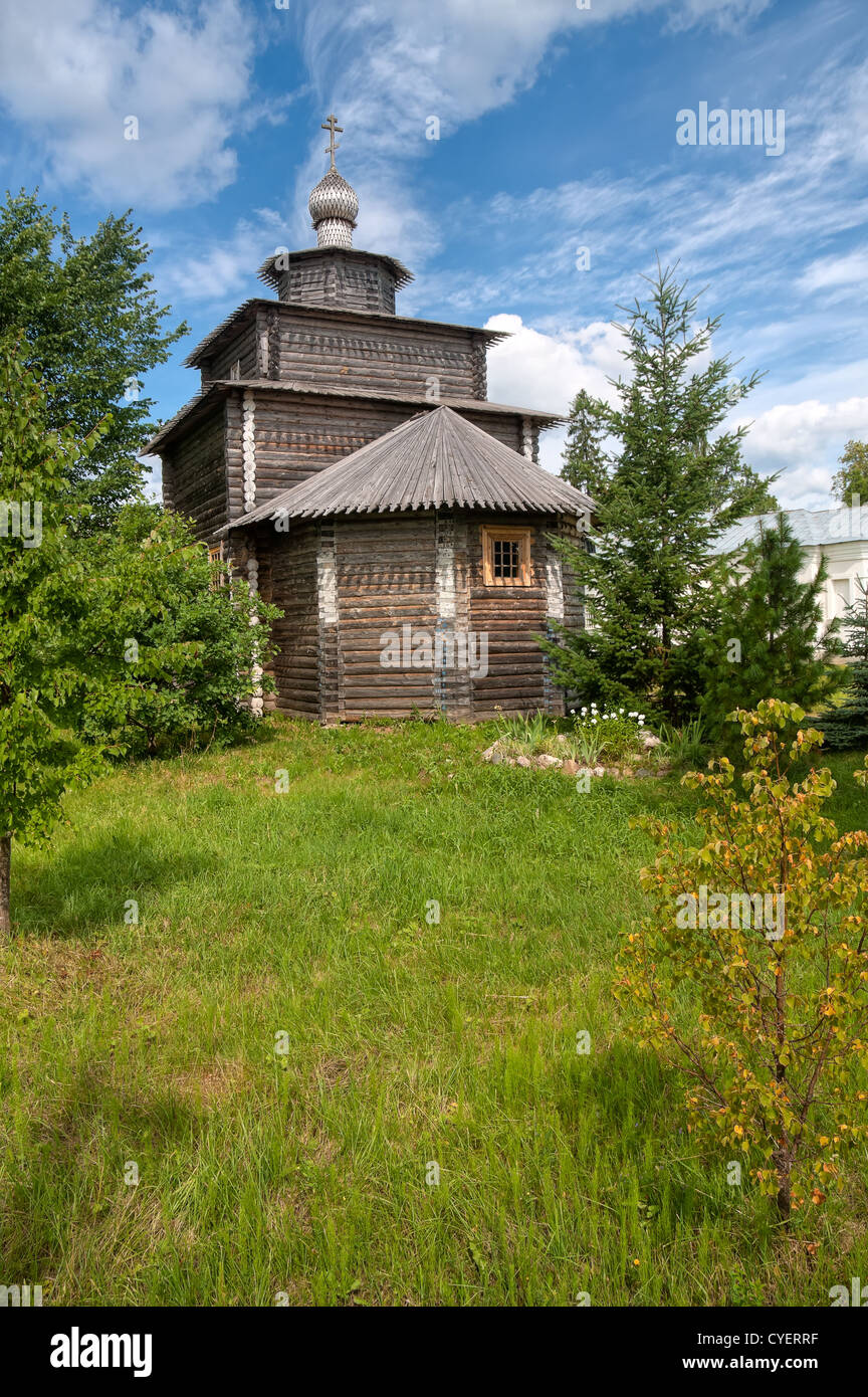 Small wooden church in Novgorod region, Russia Stock Photo - Alamy