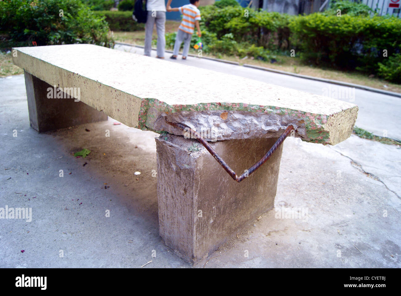 Fracture of the cement stool Stock Photo - Alamy