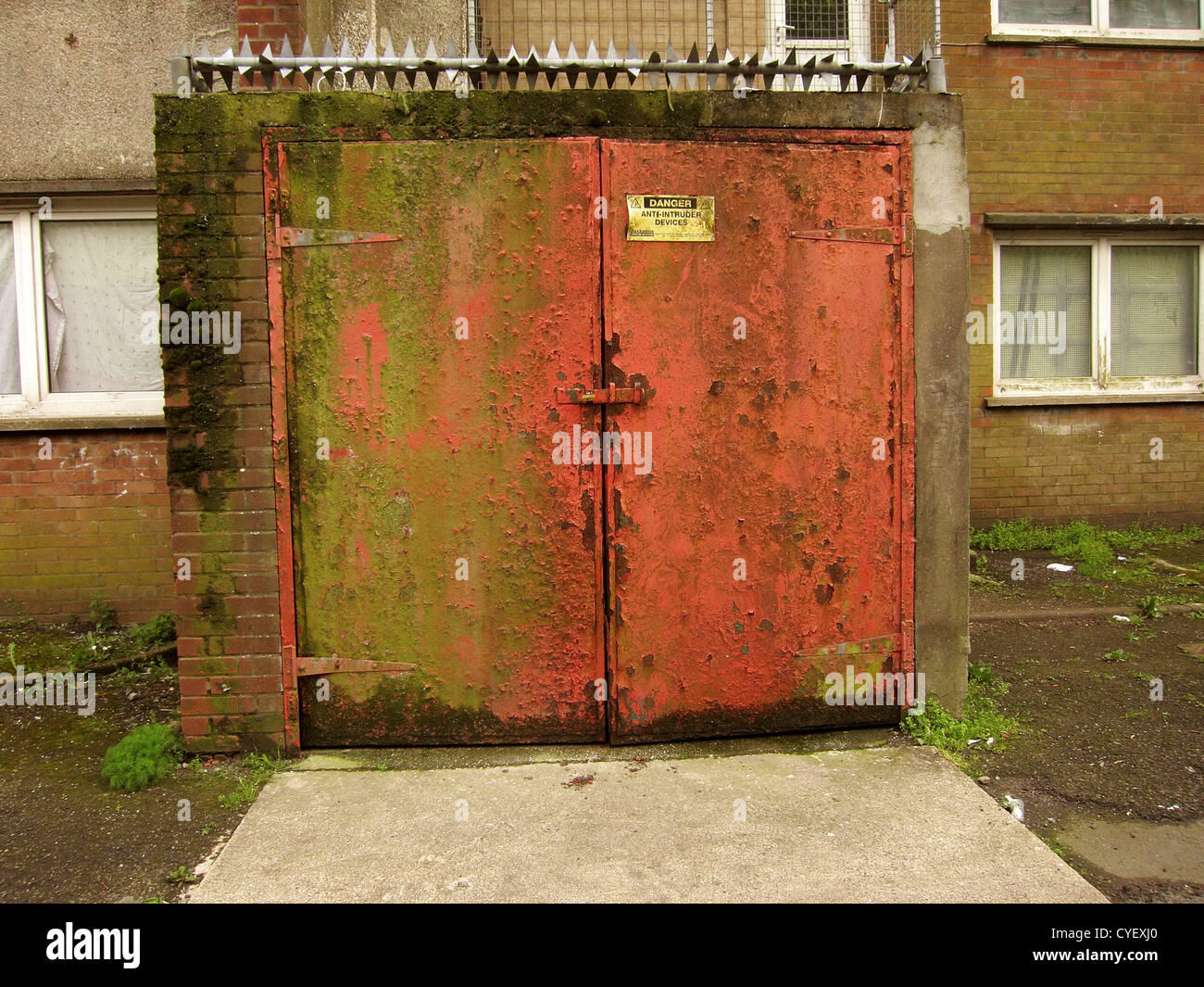 Old rusty steel doors Stock Photo - Alamy