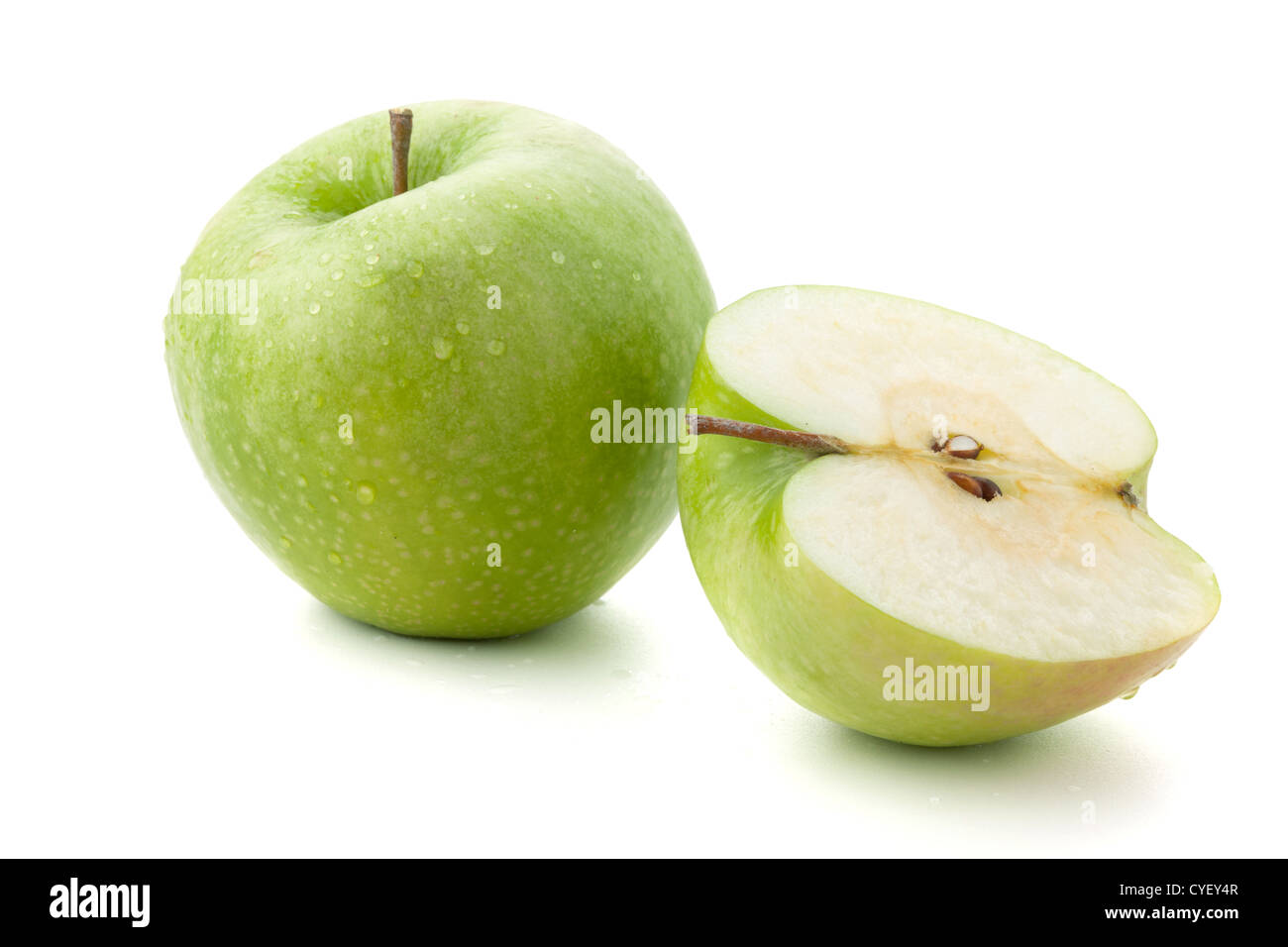 Group green apples isolated hi-res stock photography and images - Alamy