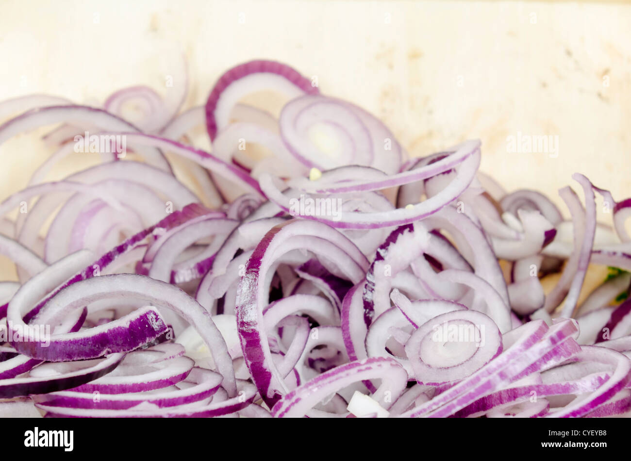 fresh sliced onions Stock Photo - Alamy