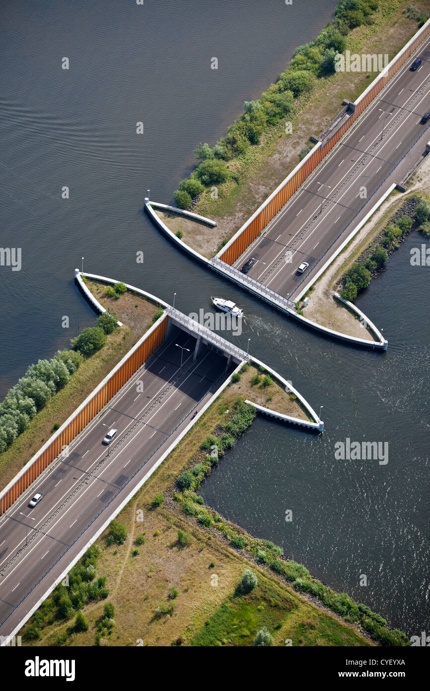 The Aquaduct High Resolution Stock Photography and Images - Alamy