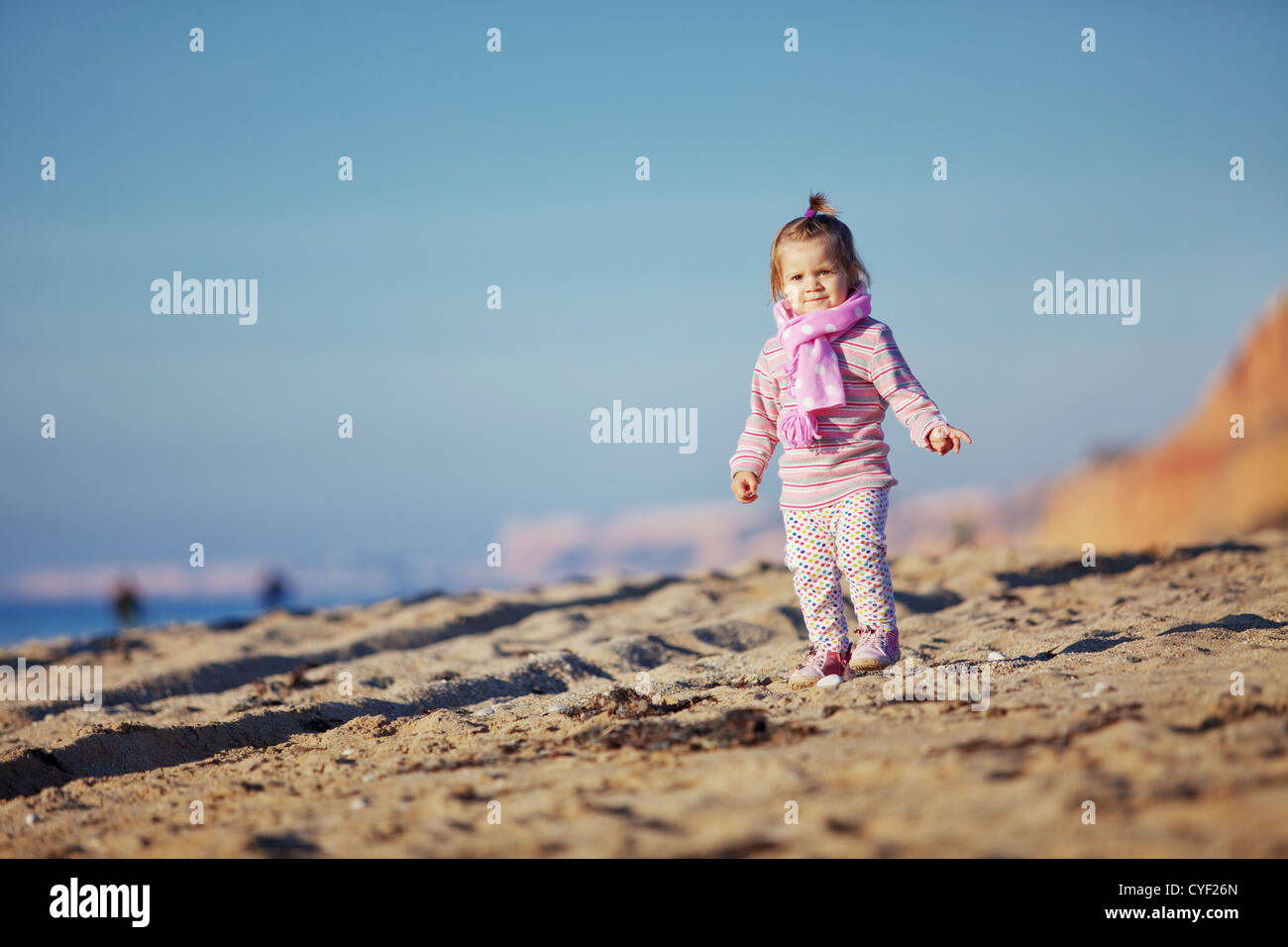 Child at the beach Stock Photo - Alamy