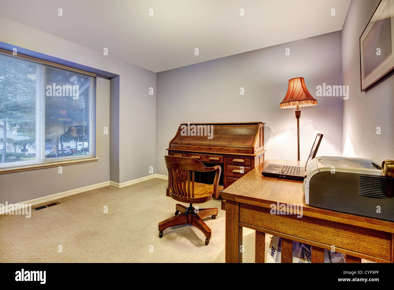 Simple office hi-res stock photography and images - Alamy