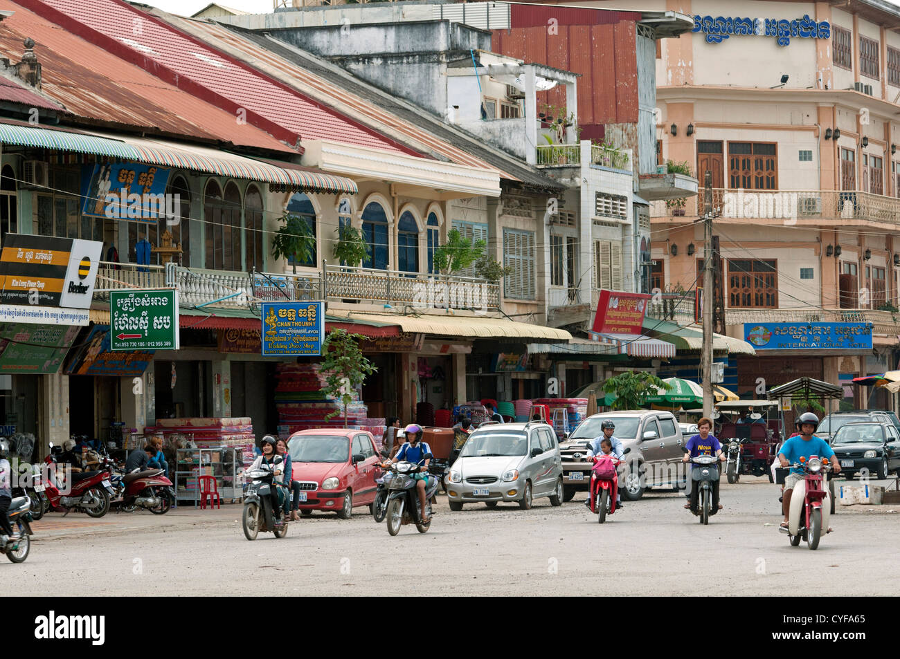 Street scene small town cambodia hi-res stock photography and images ...